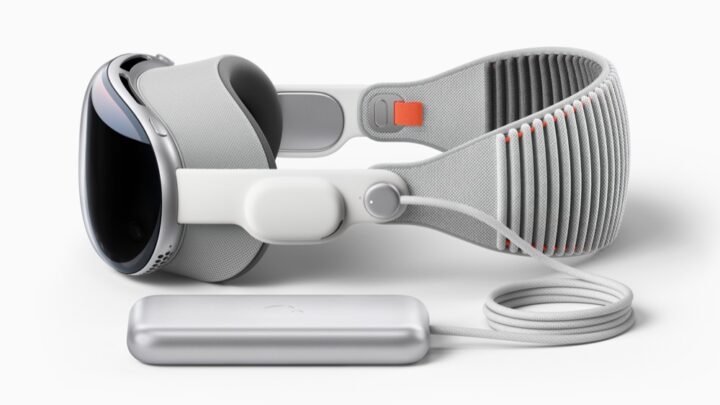 A first look at the Apple Vision Pro user interface and the tech inside ...